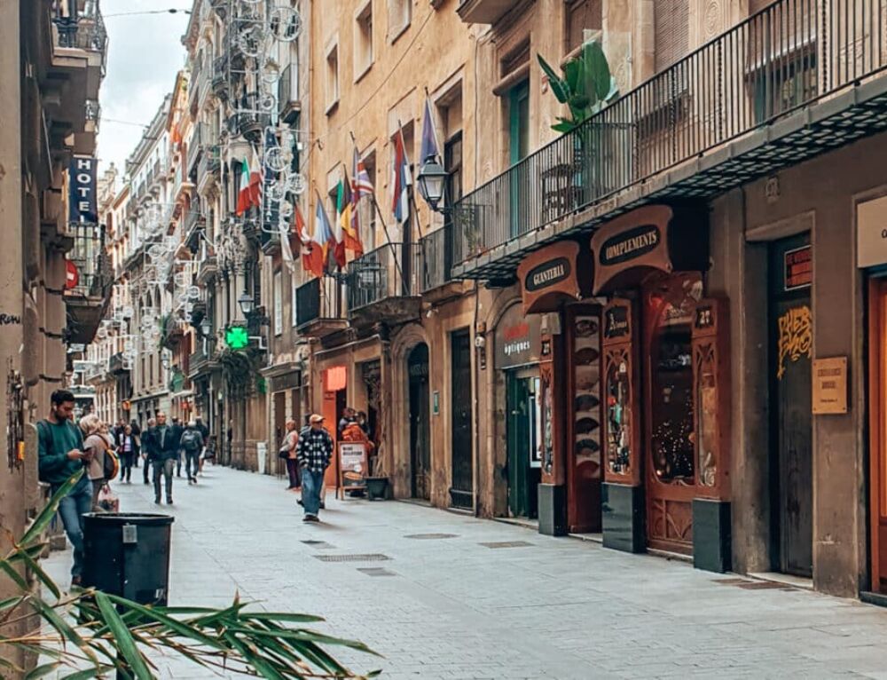 Barcelona | hidden gems off the beaten path - Jill on journey