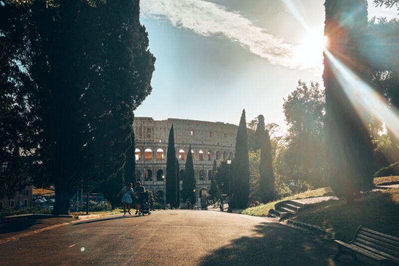 Rome off the beaten path | Non-touristy things to do in Rome - Jill on ...