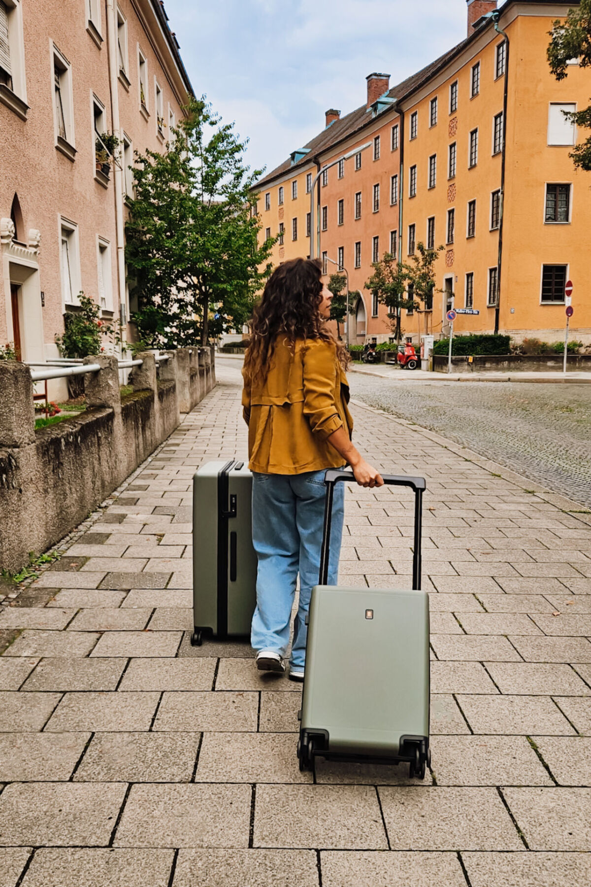 LEVEL8 luggage review | Is the suitcase brand worth the hype? - Jill on ...